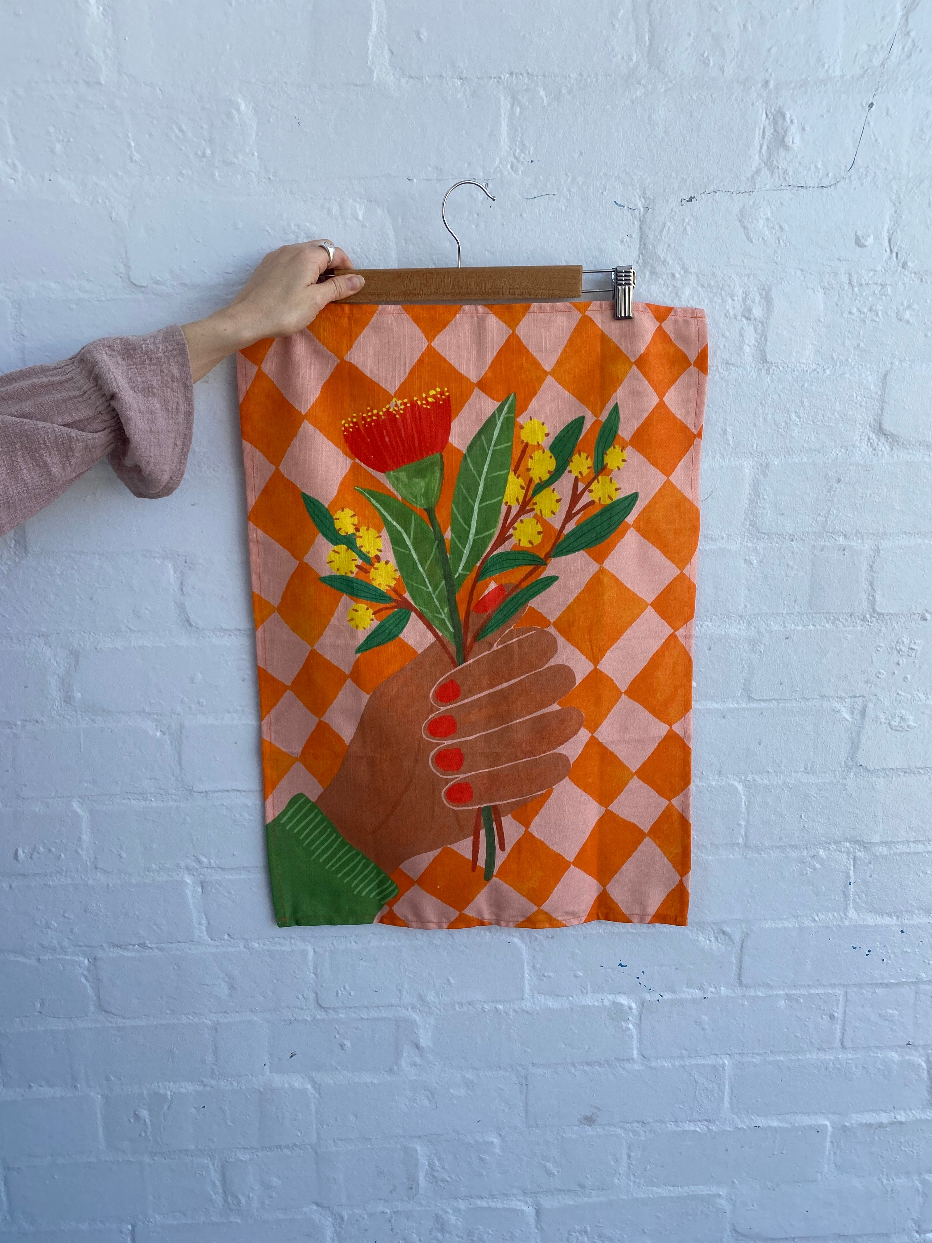 Artwork – Florence and Threads